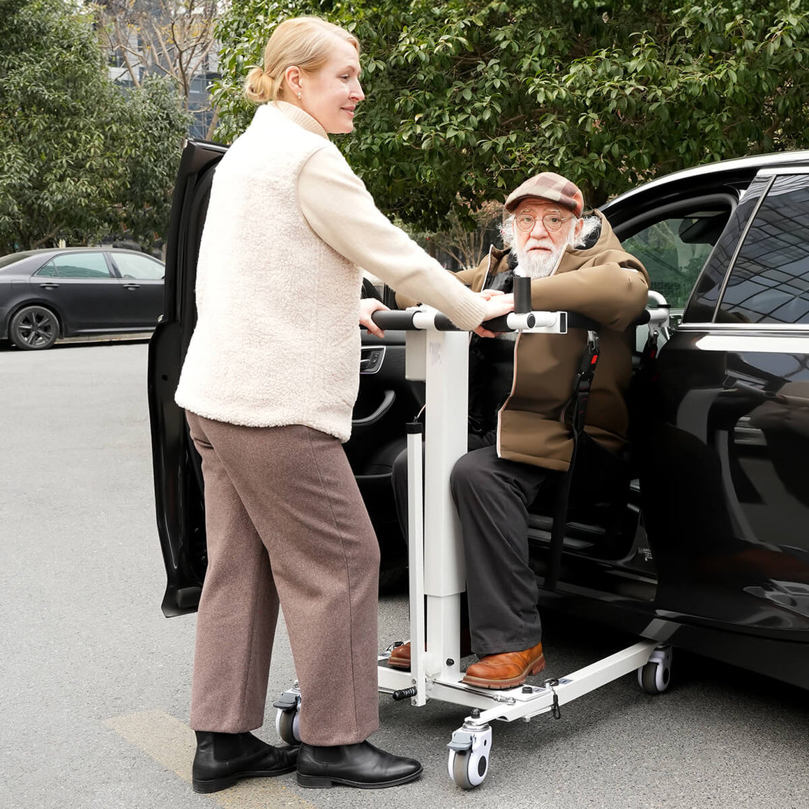 VOCIC AY06 Electric Patient Lift - Wheelchair To Car Transfer Devices ...